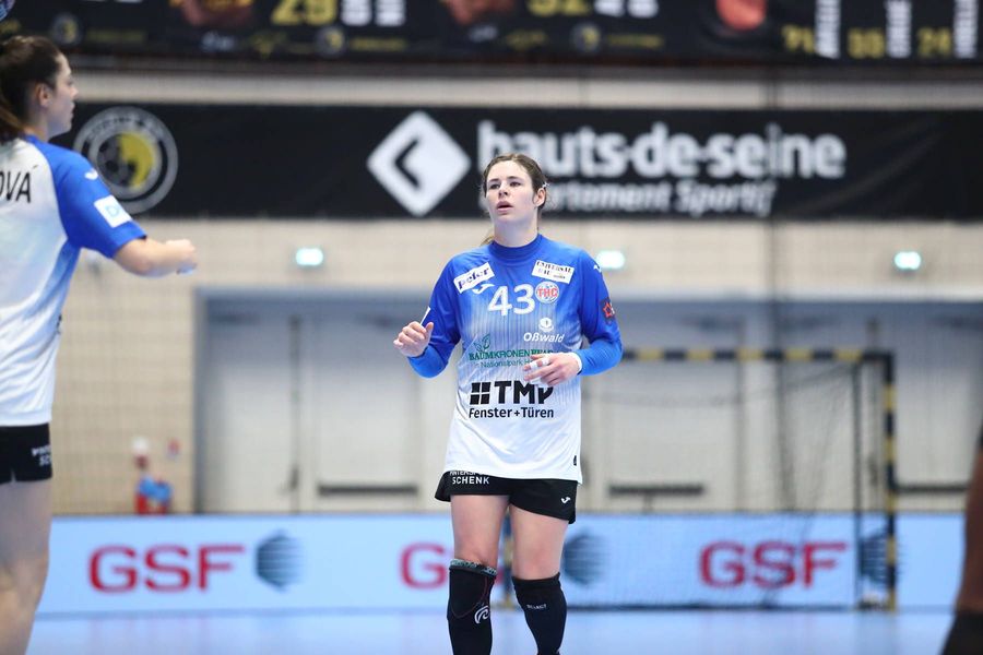 Jennifer Rode und Anika Niederweiser verlängern Verträge