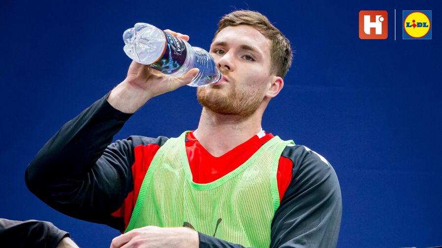 Flüssigkeitszufuhr: Wasser als Grundstoff für das Sommertraining